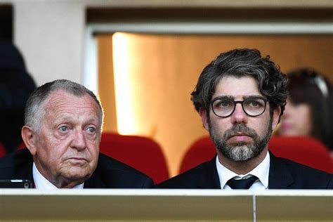 Foot Ol Ol Juninho Nen Voulait Pas Lyon La Quand Même Recruté