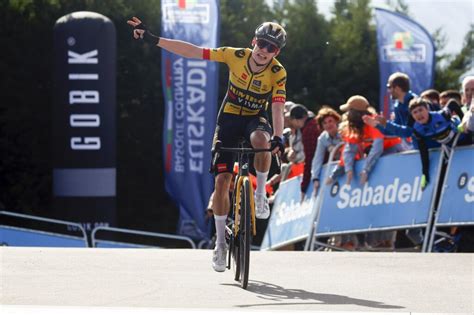 Tour du Pays Basque Jonas Vingegaard remporte la 3ème étape et prend
