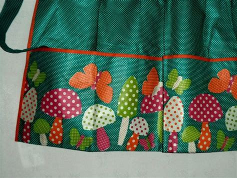 60s Sweetheart Apron New Green Polkadot Mushroom Butterfly Garden