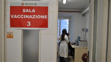 Vaccini All Aou Sassari Quarte Dosi Agli Over 60 E Fragili Over 12