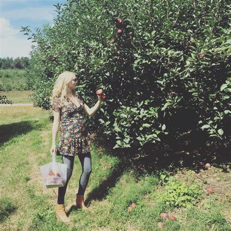 Gefällt 1923 Tsd Mal 547 Kommentare Candice King Craccola Auf