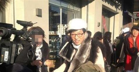 〈스포츠경향〉유재석 여장 포착 유제니로 한 번 더 변신