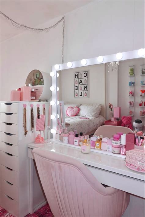 Pin By Isabel Casey🎀 On Pink 💓🌸💗💖 Stylish Bedroom Decor Room Ideas