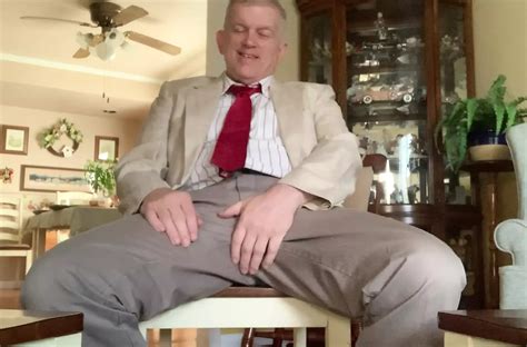 Masturbating 66 Year Old Perv Showing Some Feet Gay Amateur Porn Feat
