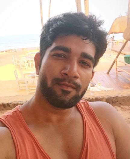 Na Umra Ki Seema Ho Ullu Web Series Cast And Crew Release Date Actors