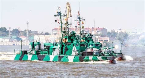 Archaic Russian Bm 14mm Rocket Launcher Pops Up For The May 9 Parade