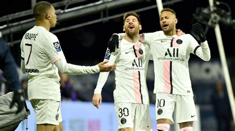 Psg X Clermont Ao Vivo Saiba Como E Onde Assistir A Estreia Do Time De