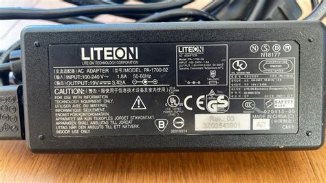 Napajalnik Za Prenosnik