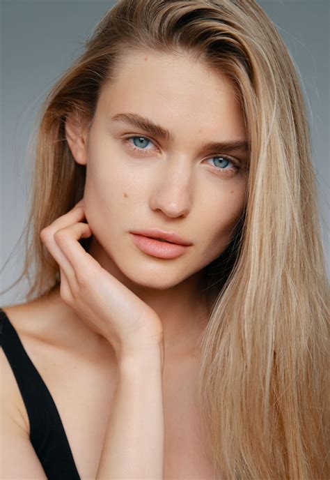 Sofiya Parshyna Louisa Models