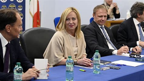 Ministri Per Il Nuovo Governo Meloni Promette Nomi Di Alto Livello