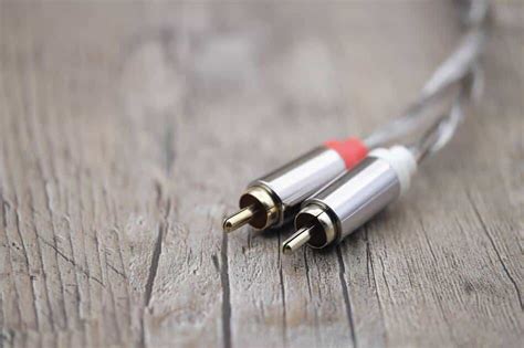 Rca Vs 1 4 Whats The Difference And Which Is Better Geek Musician