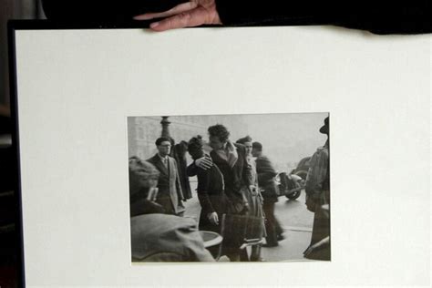È Morta Francoise Bornet La Donna Del Bacio Di Doisneau Arte Ansait