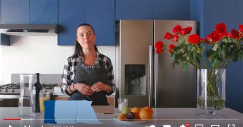 Adria Marina Montaño Y La Receta Refrescante Para El Verano Que No Te Puedes Perder Mui Kitchen