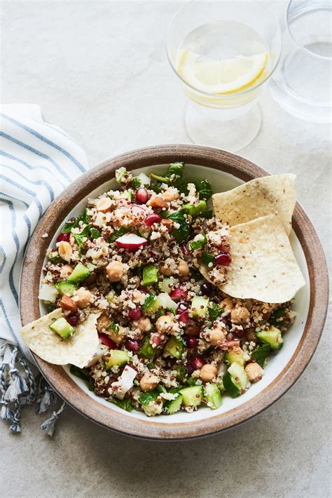 Quinoa Cucumber Salad With Chickpeas