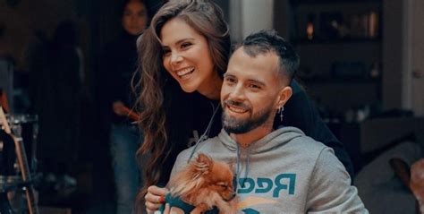 De Colombia Para El Mundo Greeicy Rendón Y Su Novio Ofrecen Clases De