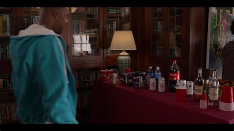 Coca Cola Bubly Pepsi In The Sex Lives Of College Girls S01e07 I