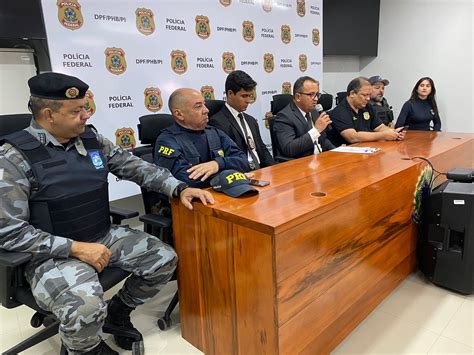 Operação Investiga Suspeitos De Distribuir De Drogas E Armas No Litoral
