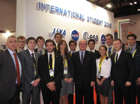 Esa Esa Sponsored Students With Esa Representatives Iac 2013