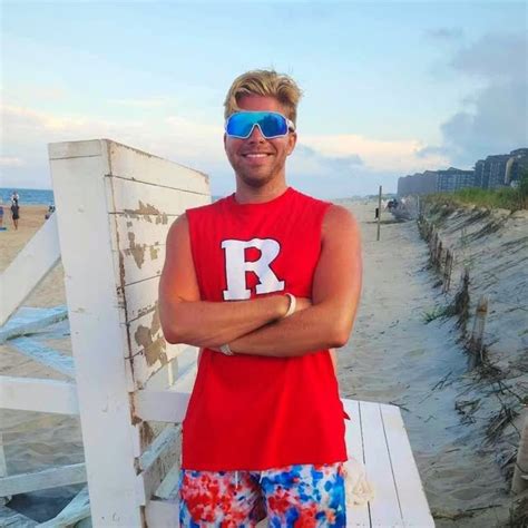 Connor Schaefer Connor Schaefer11 • Threads Say More