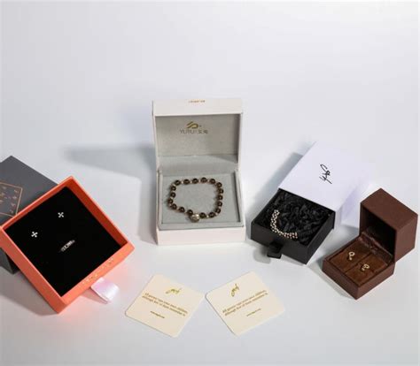 In Hộp Giấy Đựng Trang Sức Sang Trọng Chuyên Nghiệp Tại Tphcm