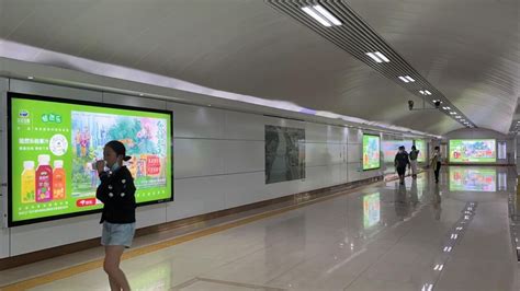 植然乐轻果汁重磅亮相杭州热门商圈通道曝光量达1000万持续传播、引爆杭城地铁杭州腾讯视频