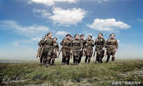 史達林格勒保衛戰蘇軍罕見彩照，女紅軍一展颯爽英姿 每日頭條
