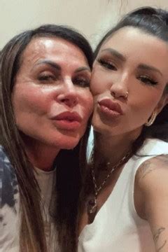 Neta de Gretchen foi apresentada a Adriano Imperador pela própria mãe e mora o namorado