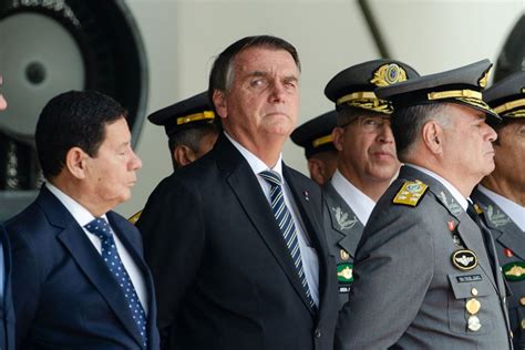 Último Indulto De Natal De Bolsonaro Perdoa Policiais Envolvidos No