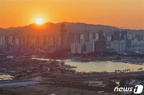 수도는 서울 11년 전 관습헌법에 막힌 행정수도 세종 이전 가능할까 Zum 뉴스