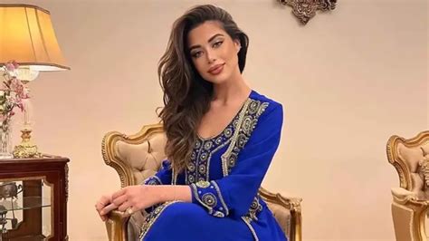 أول ظهور لـ جوليان الجباس صديقة عمر مرموش بعد فوزه مع مانشستر سيتي