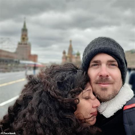 Heartbreaking Moment Israeli Woman Learns Her Husband Has Been Killed By Hamas New Mother Is