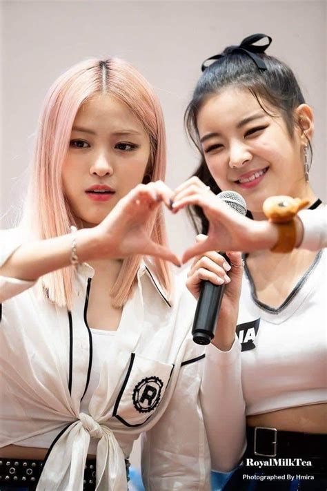 Itzy Jjang Ryulia Is Love 👭💕 Itzy 있지 Ryujin 류진