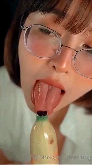 Watch น้องกวางยาว สาวแว่น ดูดกล้วย เสียวฆวยแข็ง Sex Toys Banana Fun