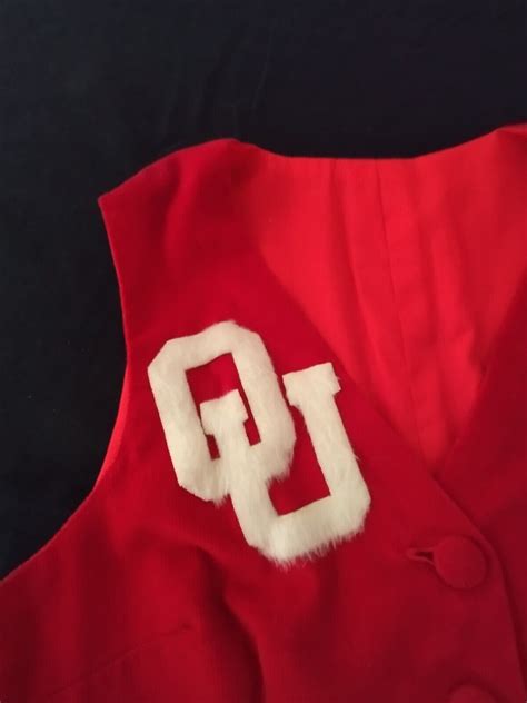 Vintage 1970s Oklahoma Sooners Cheerleader Extra Sma Gem