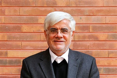 رای عارف در حسینیه جماران با تحریم صندوق مسئله‌ای حل نمی‌شود