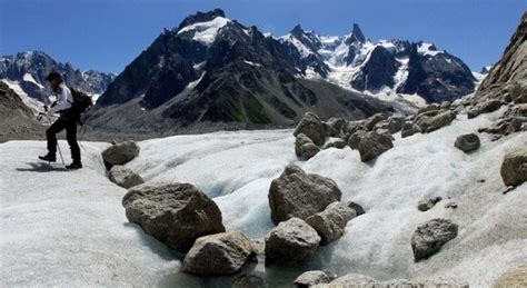 Monte Bianco 15mila Euro Di Cauzione Agli Alpinisti Che Vogliono