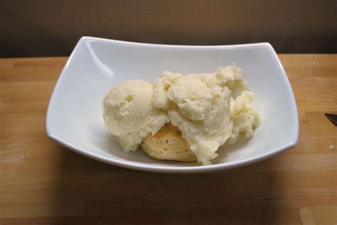 Chicken N Noodles Over Mashed Potatoes Savoryreviews