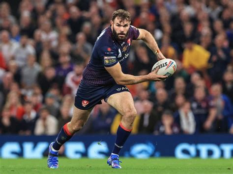Alex Walmsley Can See Himself Retiring At St Helens Love Rugby League