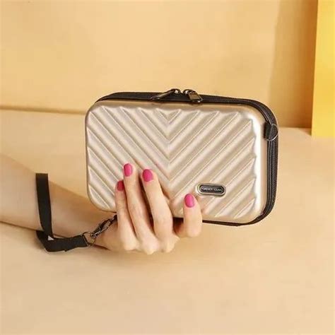 Black Shoulder Forever Sling Bag For Casual Wear At Rs 300 In Mumbai