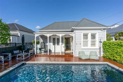 67 Queen Street Northcote Point Auckland 0627 House Sold