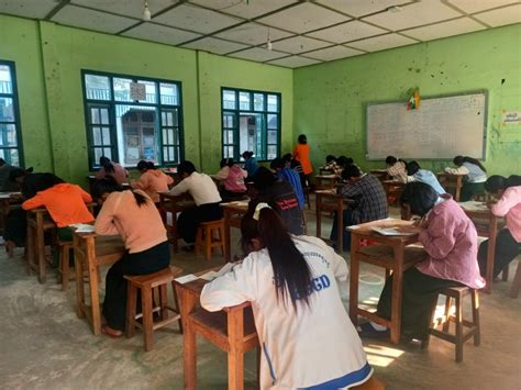 ချီဖွေမြို့နယ်၌ ၂၀၂၃ ခုနှစ် တက္ကသိုလ်ဝင်တန်းစာမေးပွဲ အင်္ဂလိပ်စာဘာသာရပ