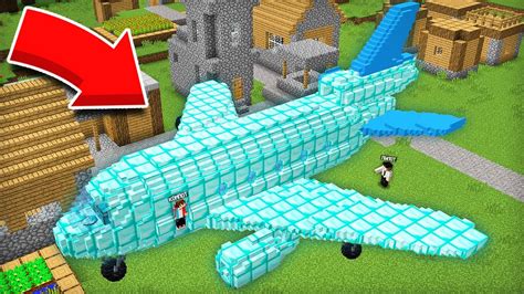 ПИЛОТ ПОДАРИЛ МНЕ АЛМАЗНЫЙ САМОЛЁТ В МАЙНКРАФТ Компот Minecraft Youtube