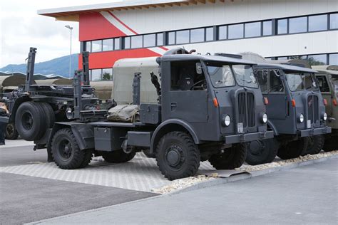 Saurer Militärfahrzeuge Fotos Fahrzeugbilder de