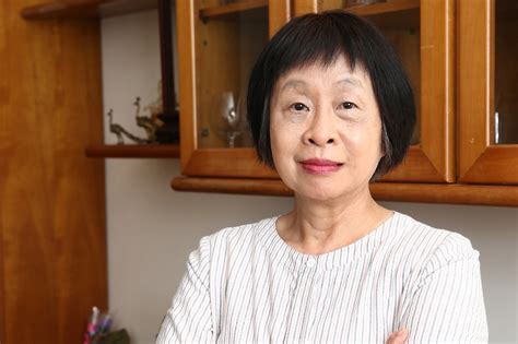 新聞 博愛座爭議 李昂嗆女乘客「別躲網路匿名」：我像會喃喃自語的人嗎？ Gossiping板 Disp Bbs