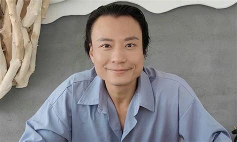 Tvb知名男星为转运改名！签约内地公司，一年拍七剧赚得盆满钵满tvb签约新浪新闻