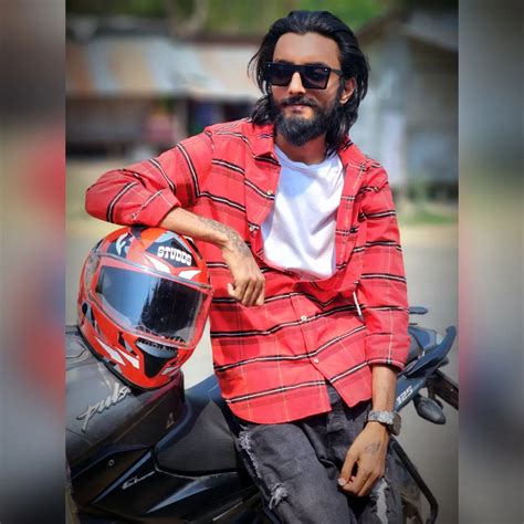 Adarsh Aj 01adarshjaiswal • Instagram Photos And Videos