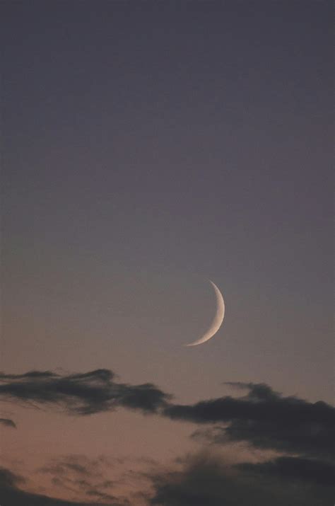 有关户外 住宅 優雅 公寓 冷靜 剪影 和平的 城市 城市景观 城市生活 夜空 夜间 天空 审美 寧靜 對比