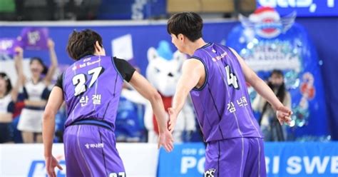김낙현 위닝 3점포 한국가스공사 혈투 끝 신승 니콜슨 31점 맹폭 소노 윌리엄스 공백 치명적 3연승 마감