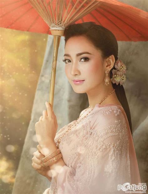 แต้ว ณฐพร กับ ชุดไทยสวยงามอลังการแม่หญิงไทย