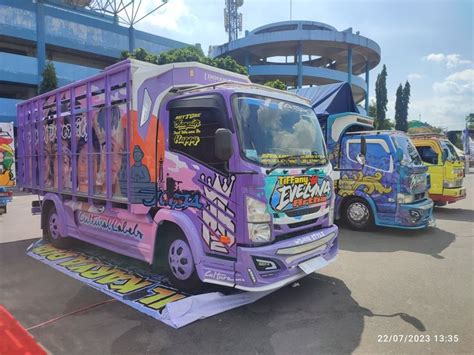 Isuzu Elf Nkr 71 Mini Trucks Tiffany Style Style